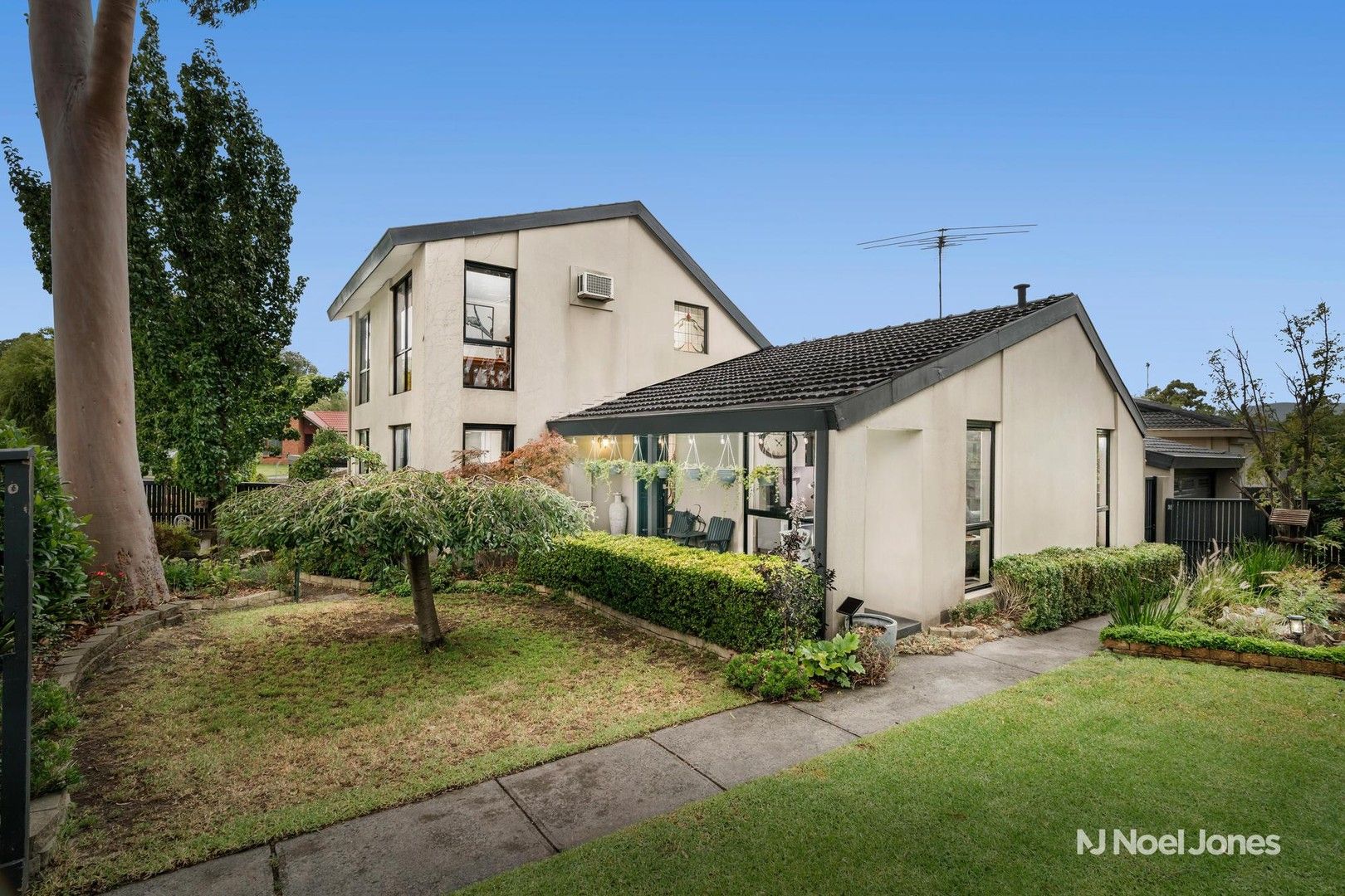 9 Blackfriars Close, Wantirna VIC 3152 | Domain