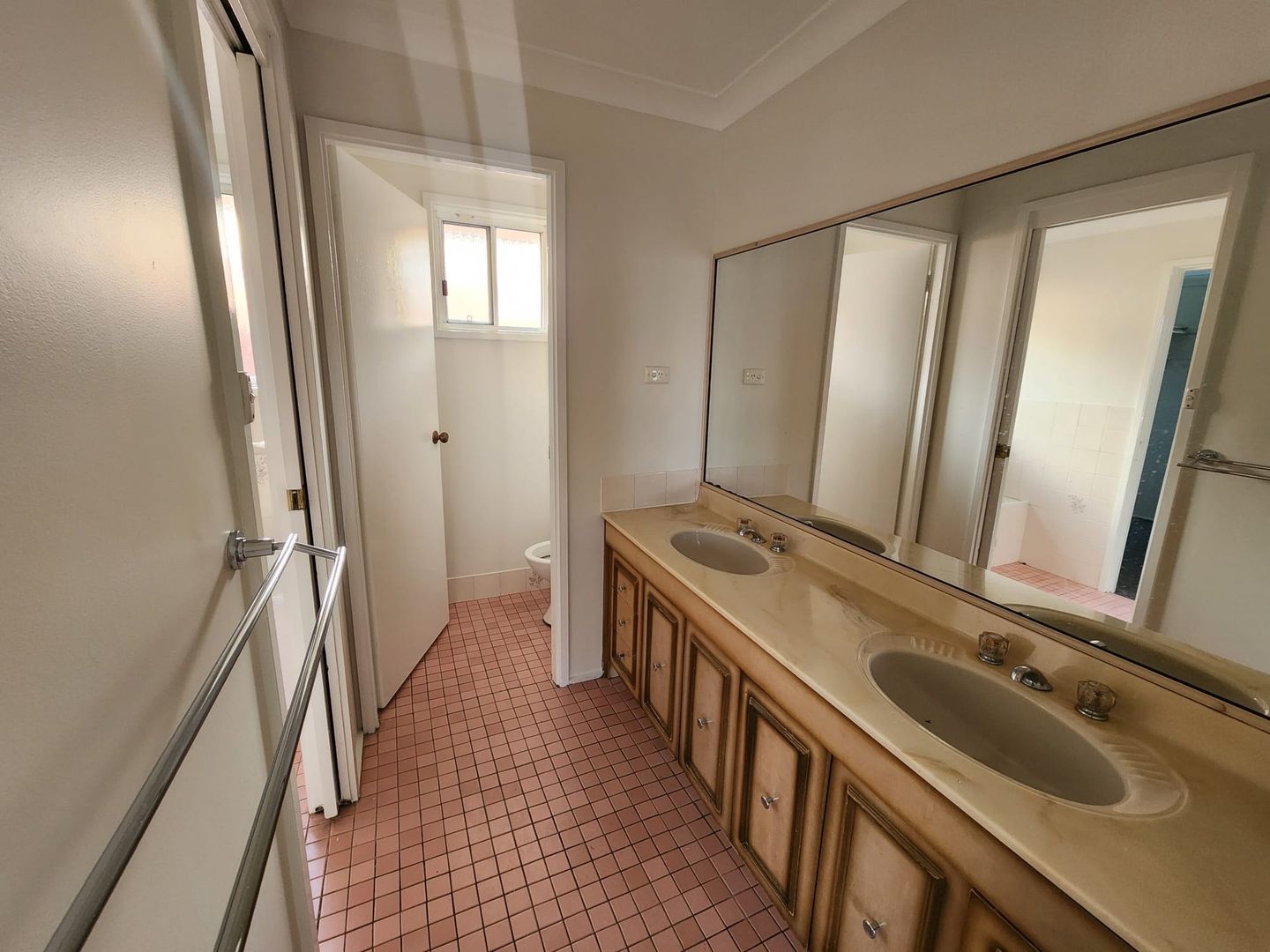 8 Lagonda Drive, Ingleburn NSW 2565 - House For Rent | Domain