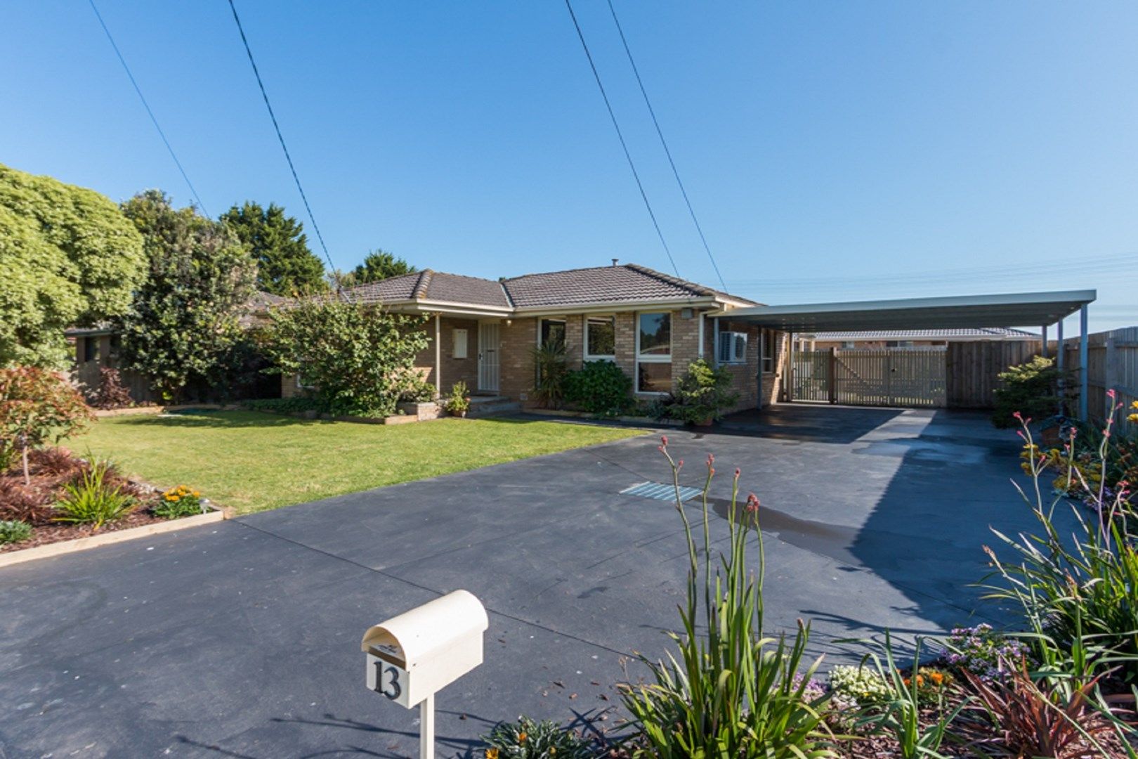 13 Fenfield Street, Cranbourne | Property History & Address Research ...