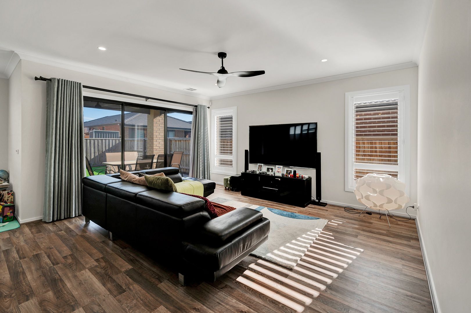 11 Dawley Circuit, Werribee VIC 3030 - House For Rent - $700 | Domain