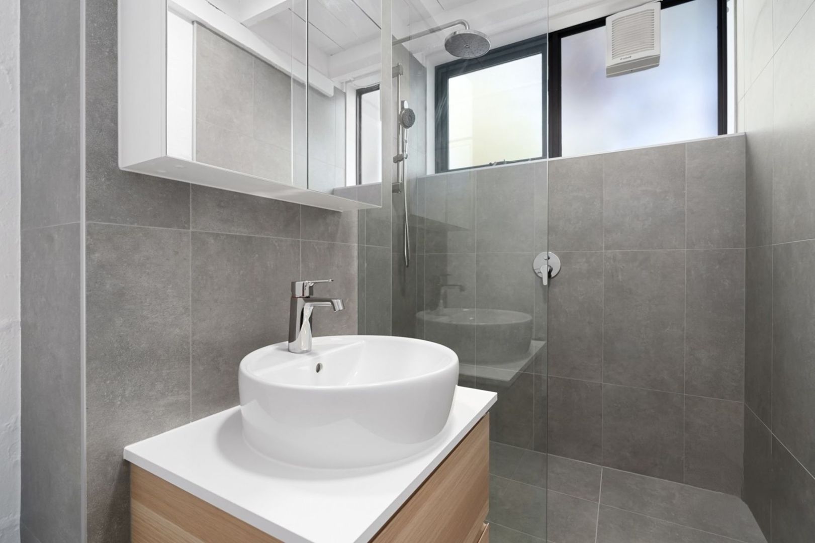 8/60 Chomley St, Prahran VIC 3181 - Apartment For Rent - $575 | Domain