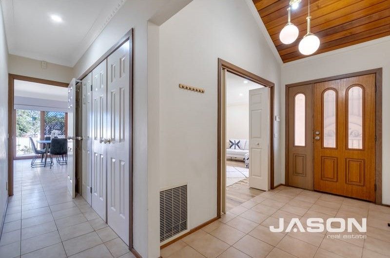 643 Somerton Road, Greenvale VIC 3059 - House For Rent | Domain