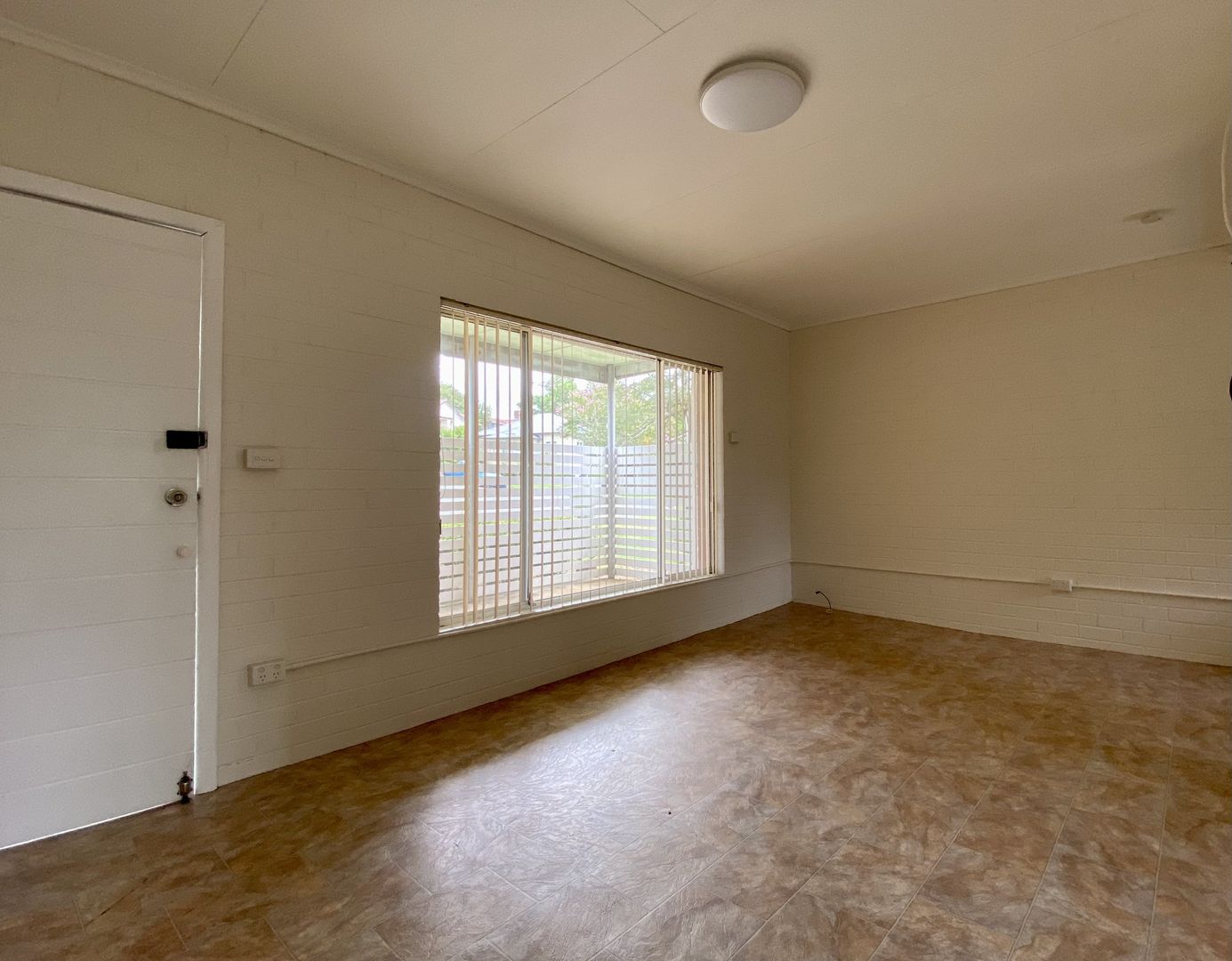 1/10 Alpha Road, Camden NSW 2570 - House For Rent - $400 | Domain