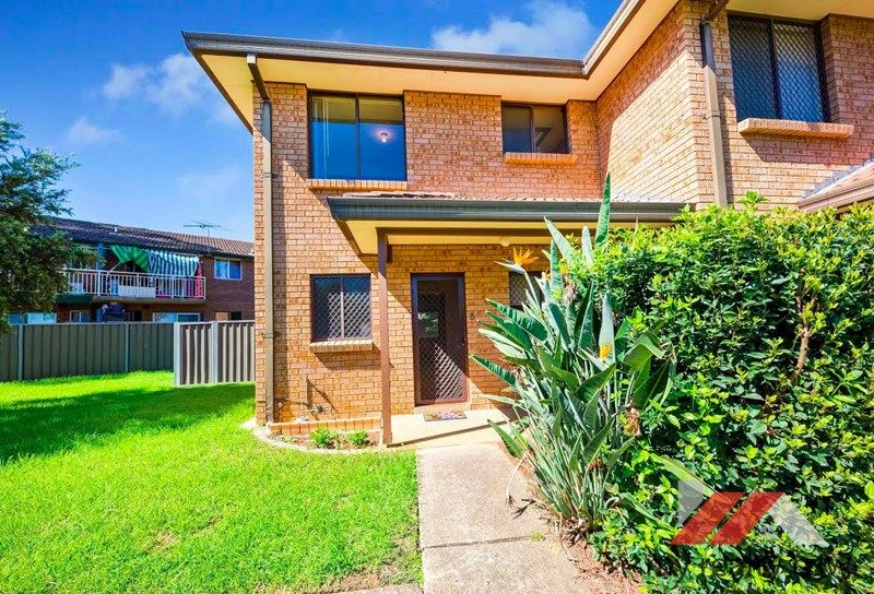 5/92 Minto Road, Minto NSW 2566 - House For Rent - $410 | Domain