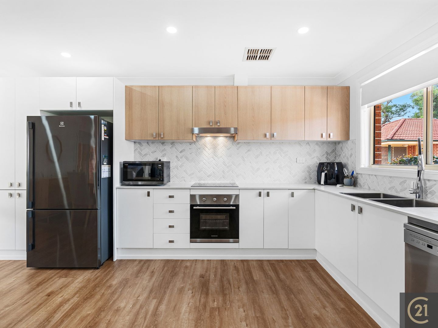 Sold 2/49 Sherwood Street, Revesby NSW 2212 on 09 Apr 2024 - 2019114240 ...