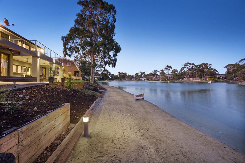 15 Nanda Court, Patterson Lakes | Property History & Address Research ...