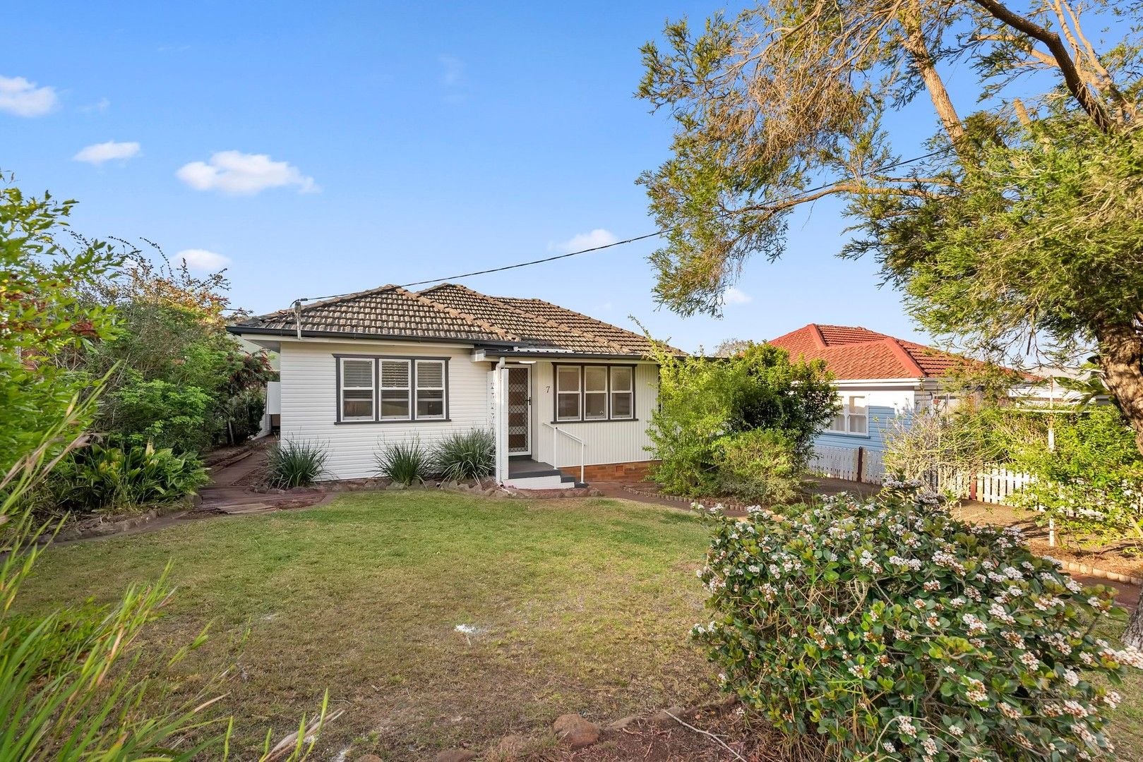 7 Norah Street, Centenary Heights QLD 4350 - House For Rent | Domain