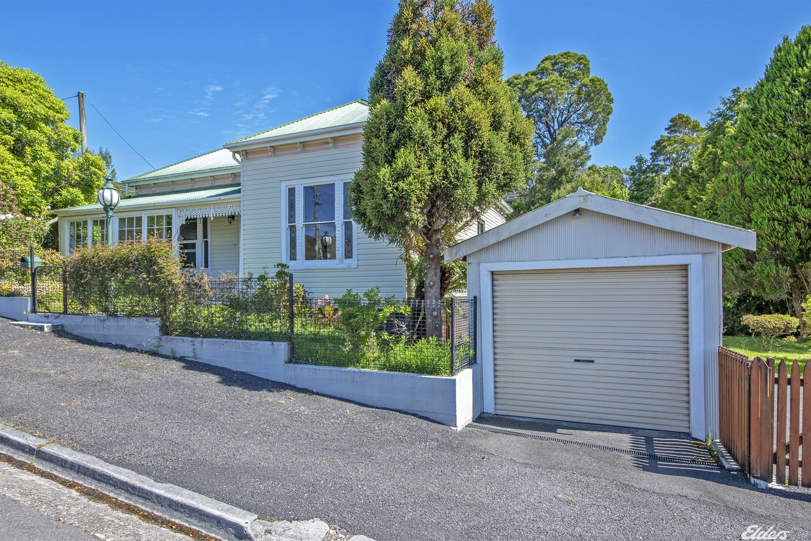 39 Cutten Street, Queenstown | Property History & Address Research | Domain