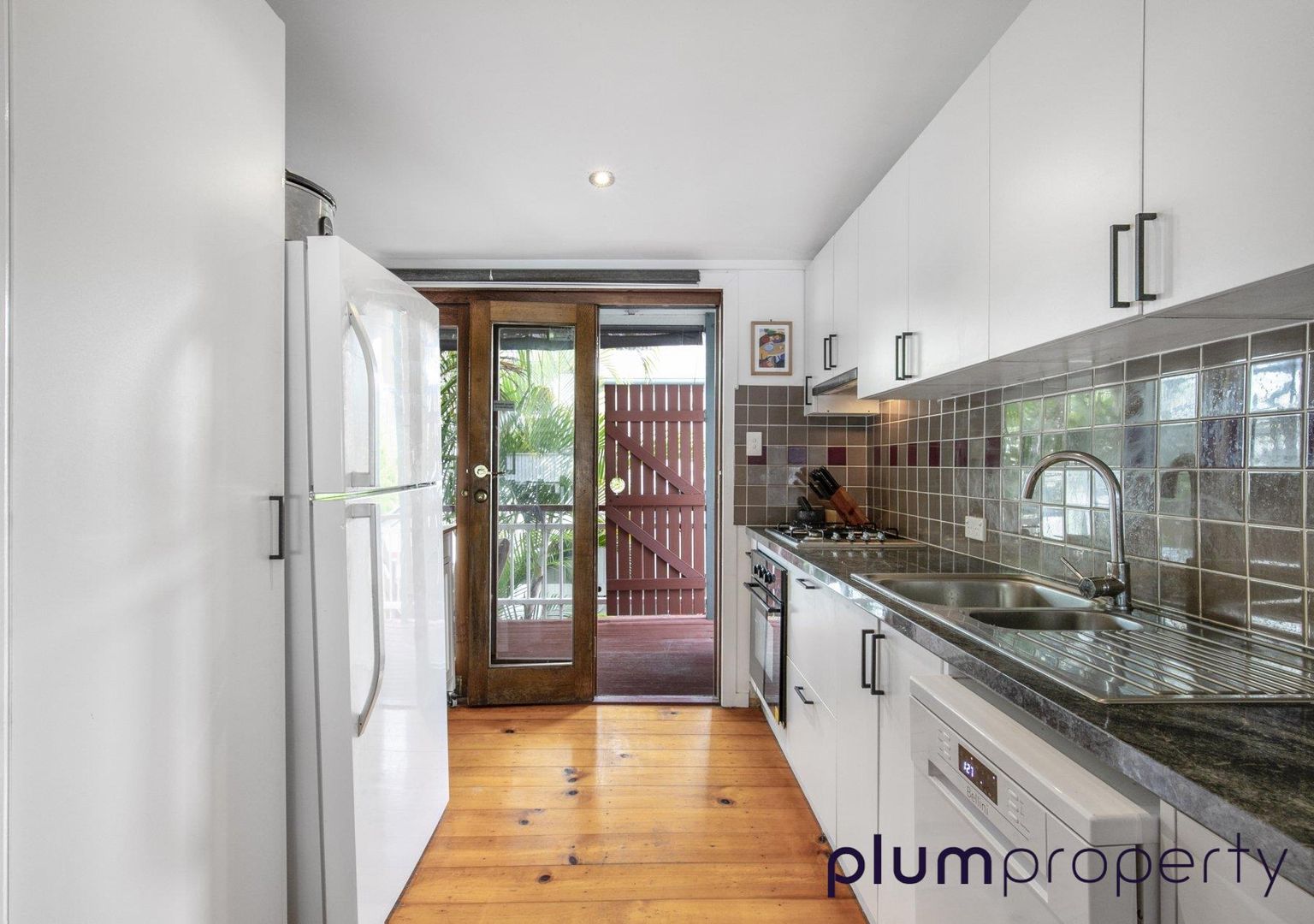 8/20 Rokeby Terrace, Taringa QLD 4068 - Townhouse For Rent | Domain