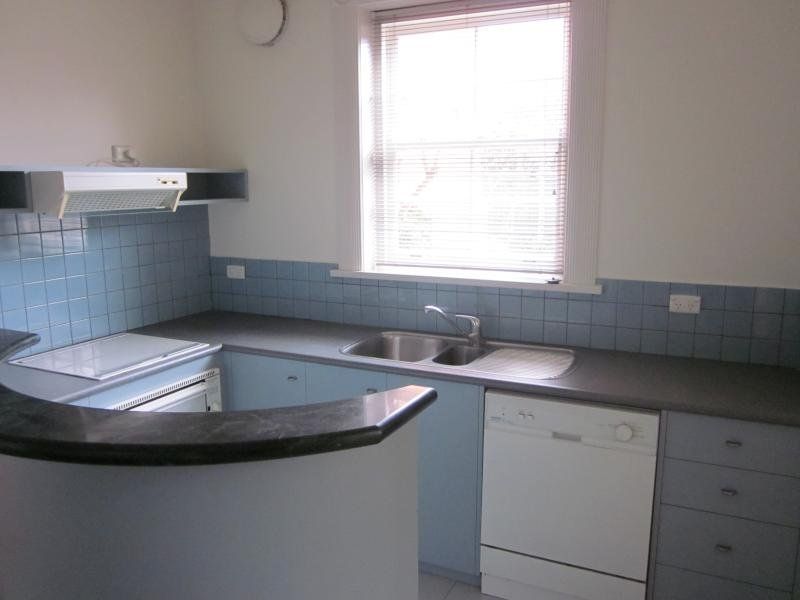 2/13 Denham Place, Toorak VIC 3142 - Apartment For Rent | Domain