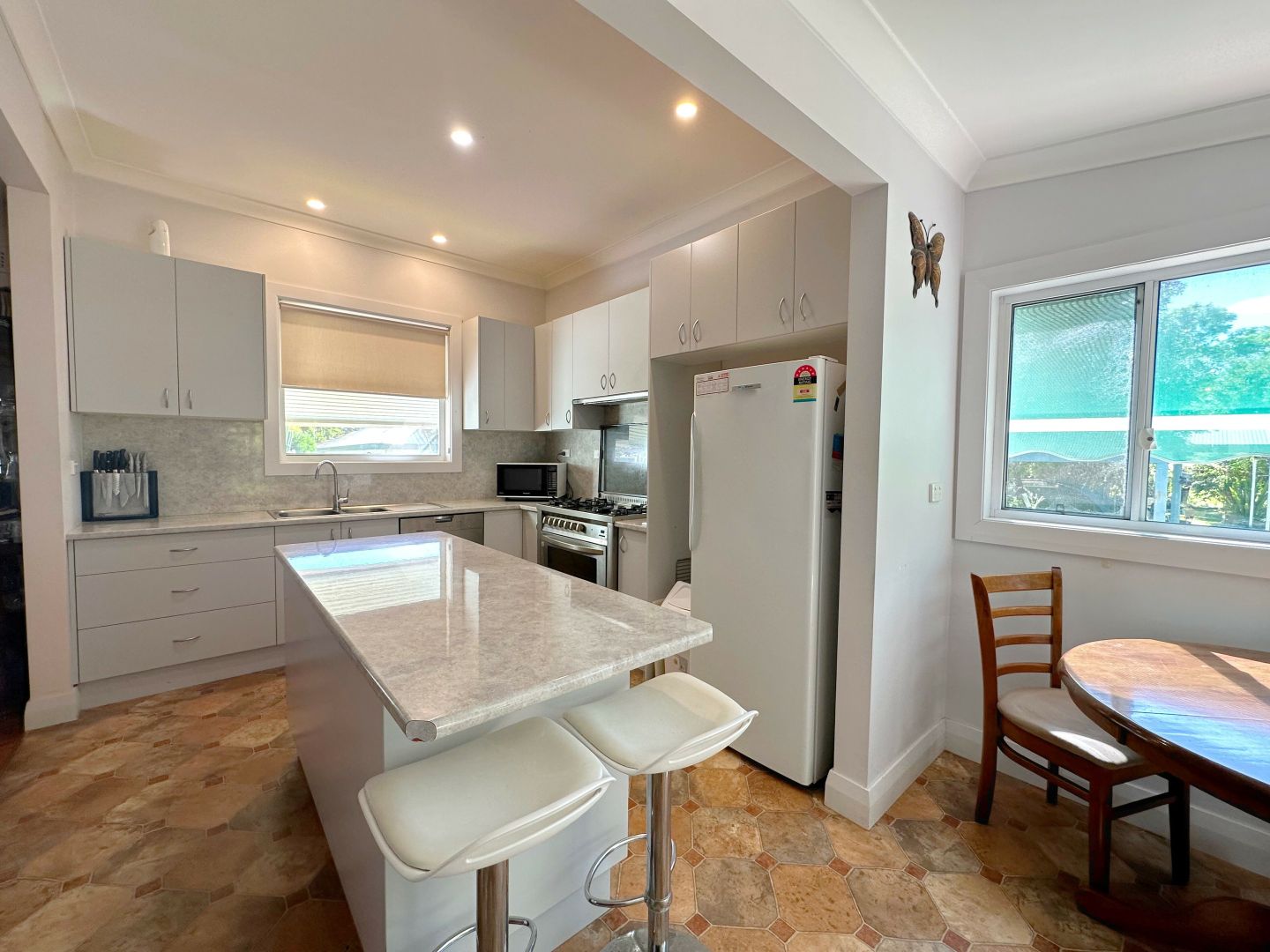 72 Beulah St, Gunnedah NSW 2380 | Domain