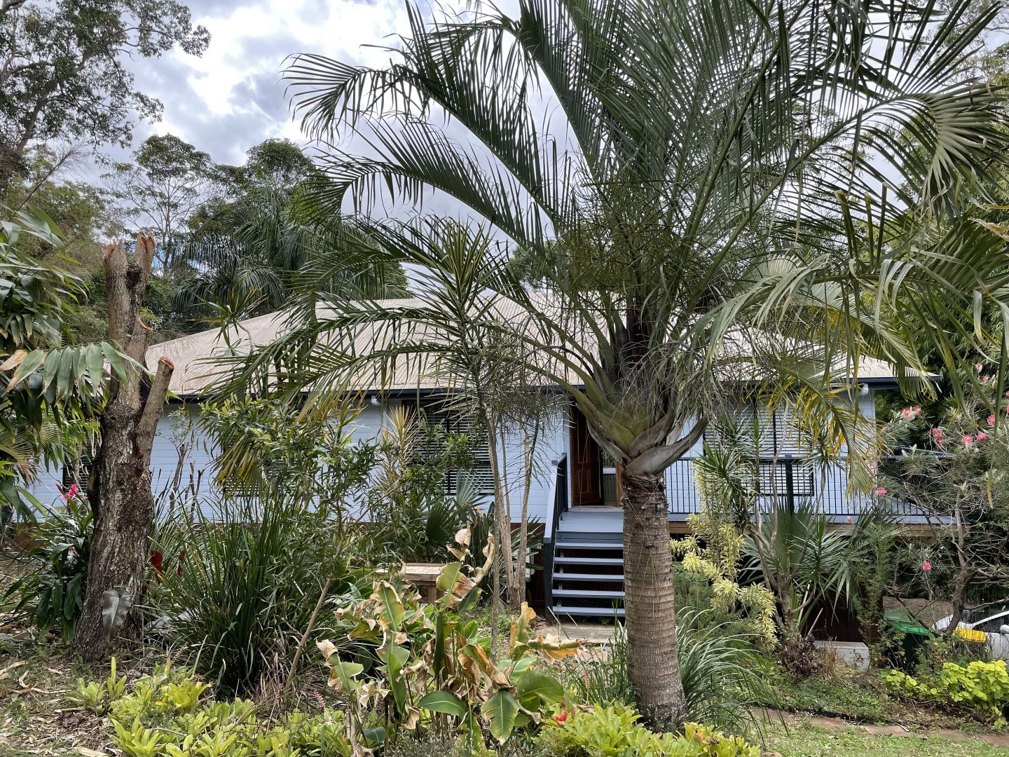 27 Leigha Place, Kureelpa | Property History & Address Research | Domain