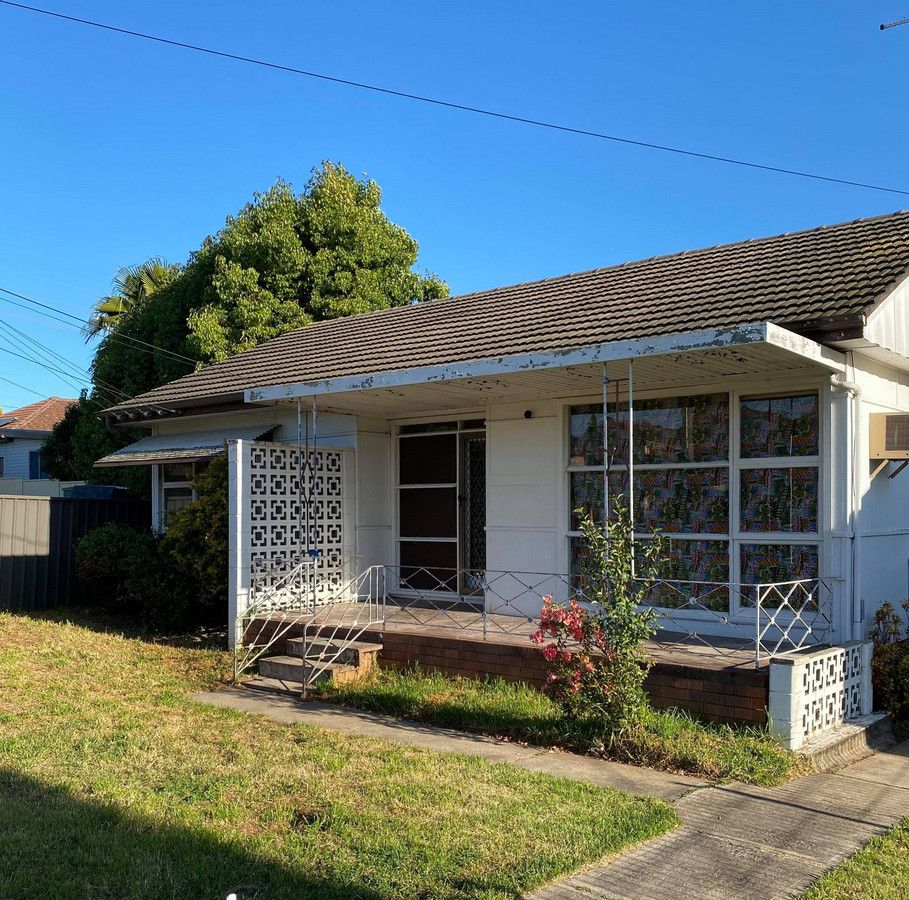 2 Matthew Crescent, Blacktown | Property History & Address Research ...