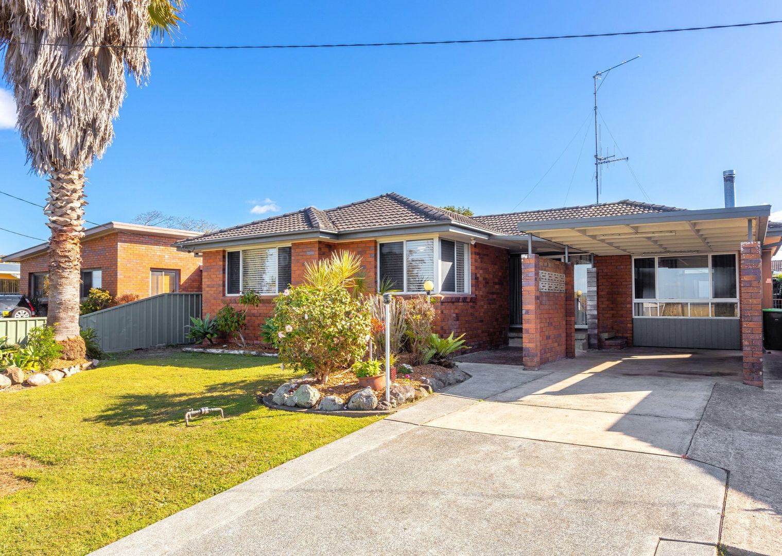 87 Edinburgh Drive, Taree NSW 2430 | Domain