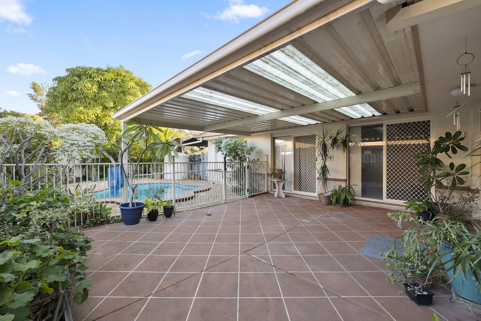 6 Ellis Drive, Mudgeeraba QLD 4213 | Domain