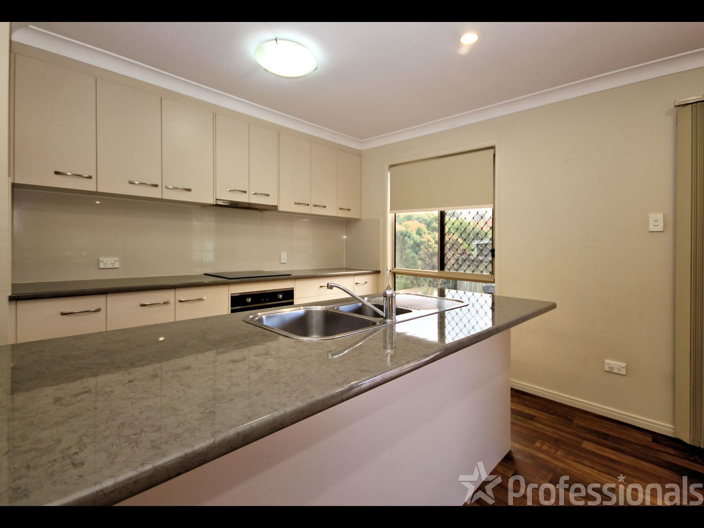 8 High Street, Ebbw Vale QLD 4304 - House For Rent - $525 | Domain