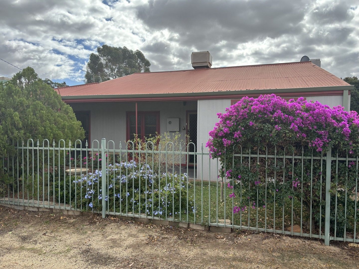 32 Mitchell St, Merredin WA 6415 | Domain