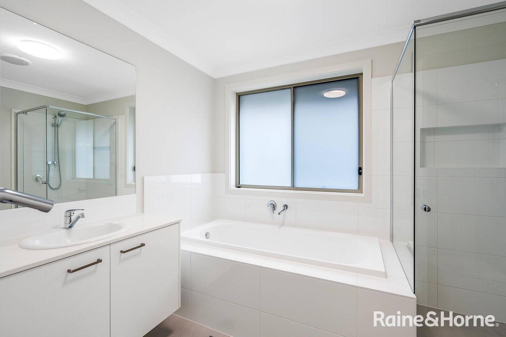 11 Gulgong Crescent, Rouse Hill NSW 2155 - House For Rent - $820 | Domain