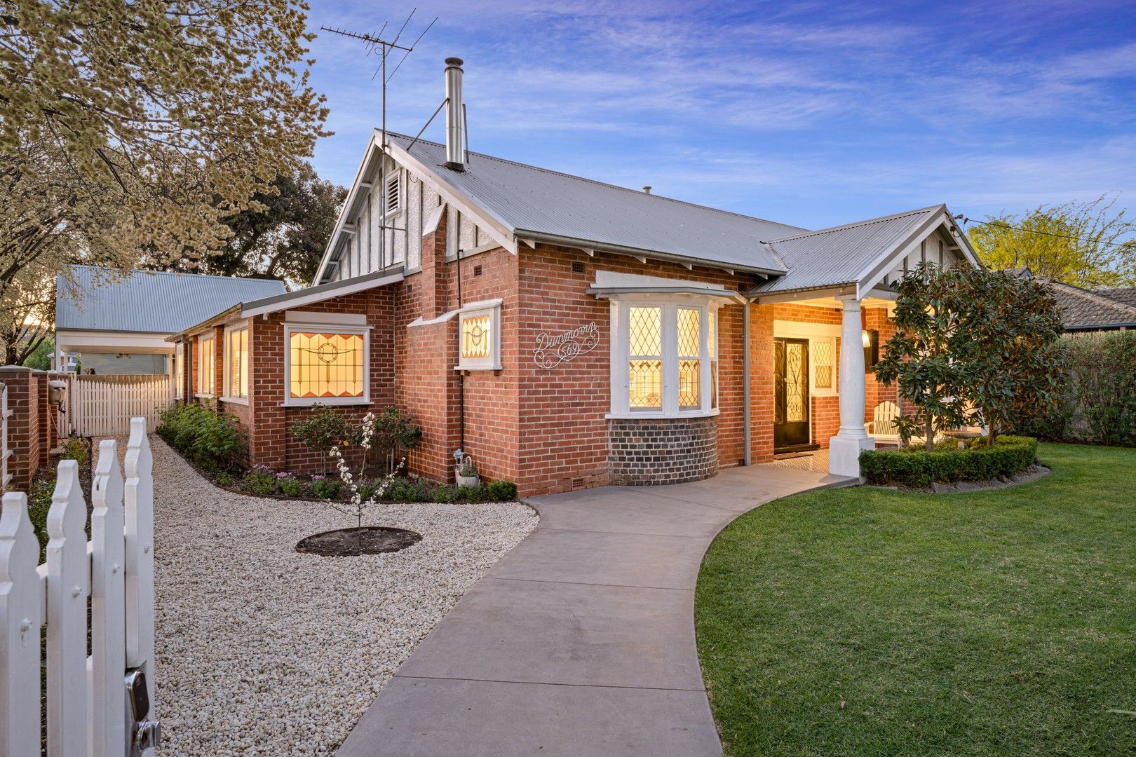 569 Bonegilla Street, Albury NSW 2640 | Domain