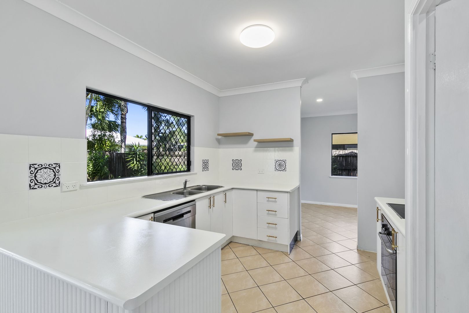 Kewarra Beach QLD 4879 - 4 beds house for Rent, $710 per week ...