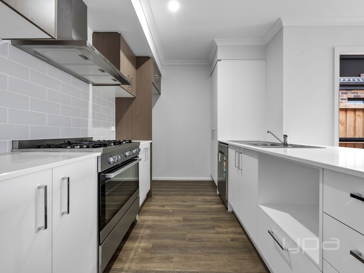 7 Crichton Road, Thornhill Park VIC 3335 - House For Rent | Domain