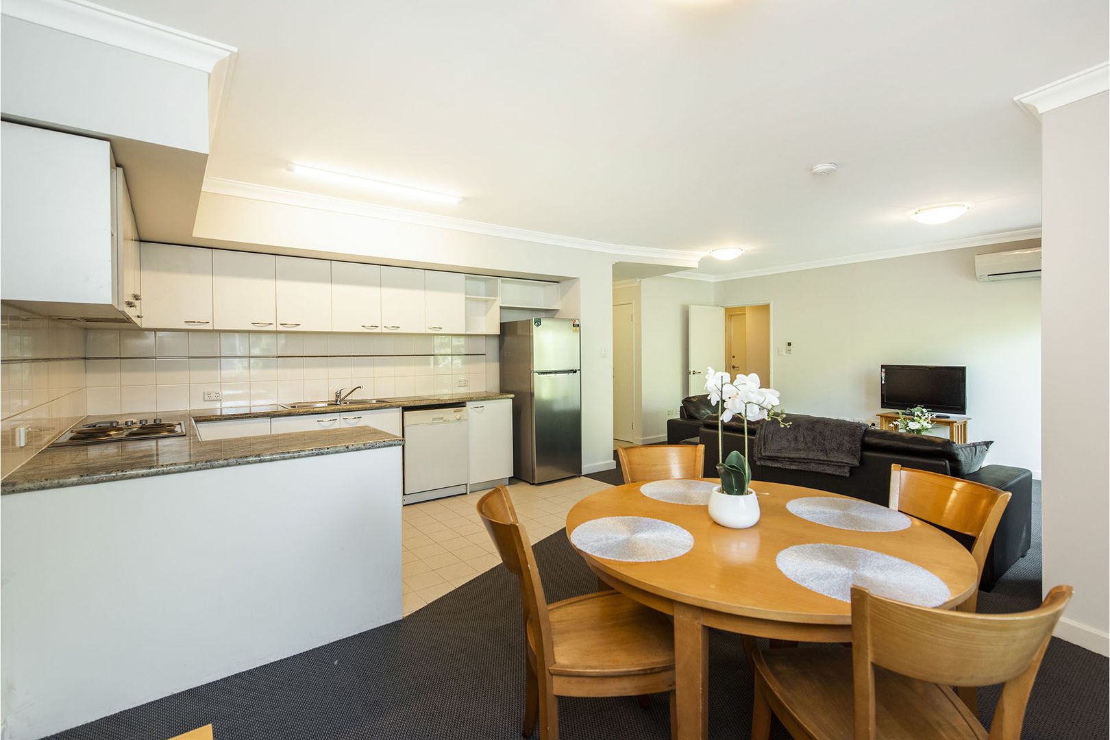 18/110 Mounts Bay Road, Perth WA 6000 - Apartment For Rent | Domain
