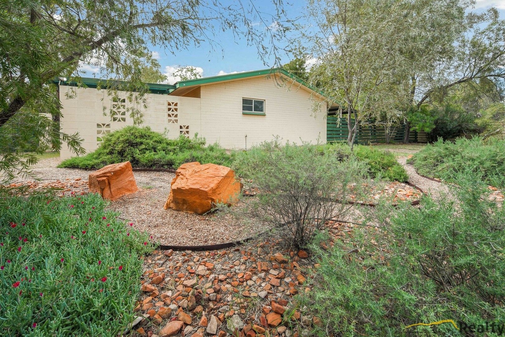 2 Beefwood Court, Sadadeen NT 0870 | Domain