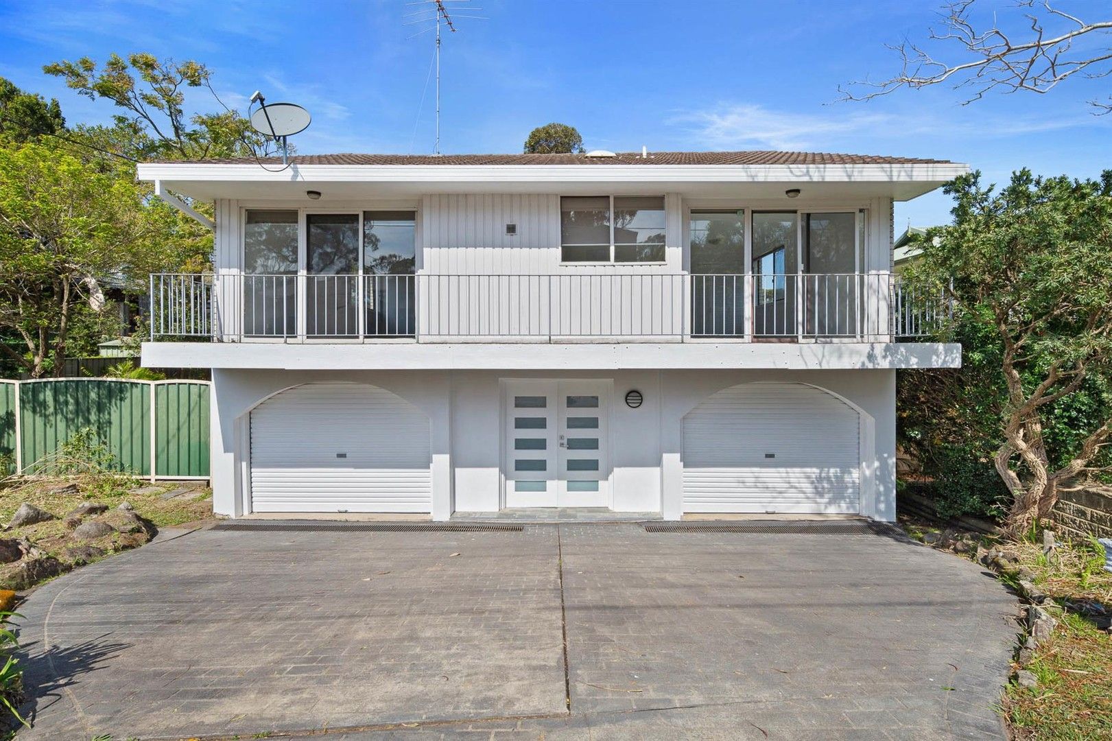 2 Amitaf Avenue, Caringbah South NSW 2229 - House For Rent | Domain