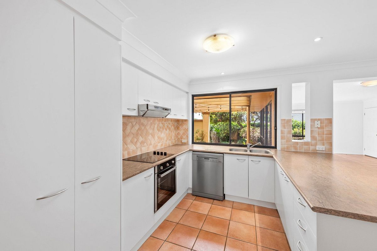 5 Turnberry Court, Middle Ridge QLD 4350 - House For Rent | Domain