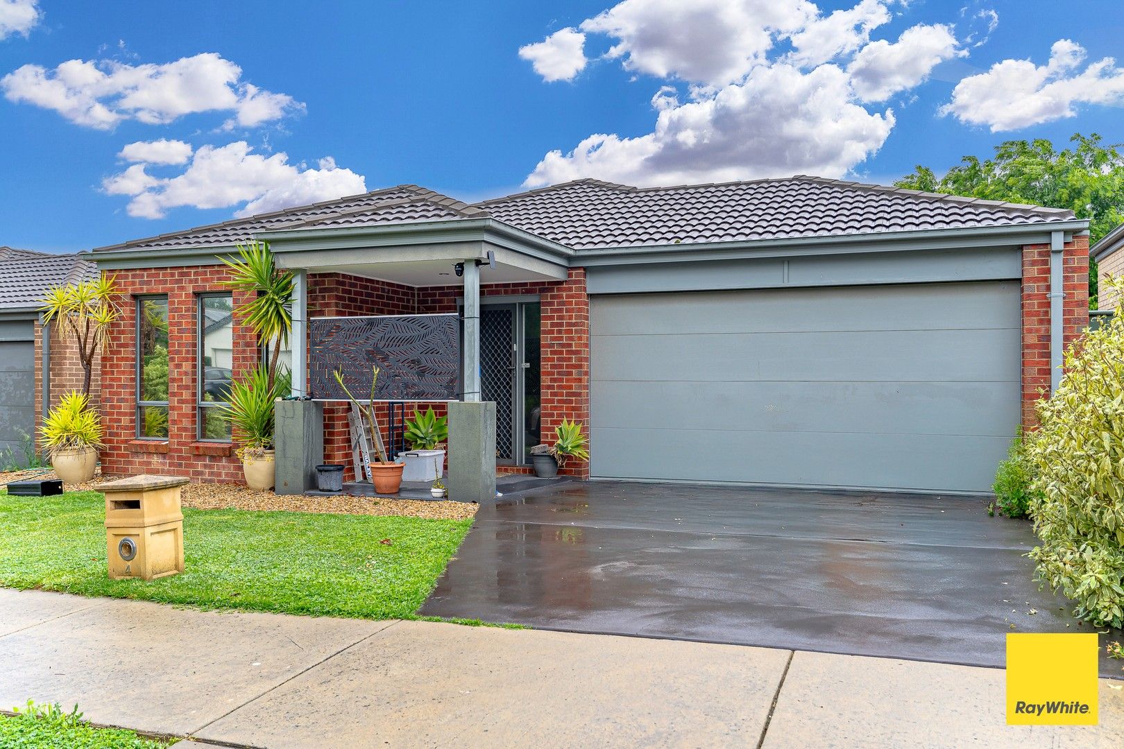 4 Ridge Place, Golden Square VIC 3555 - House For Rent | Domain