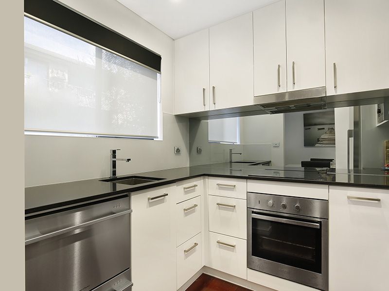 2/58 Bourke Street, North Wollongong NSW 2500 - Apartment For Rent | Domain