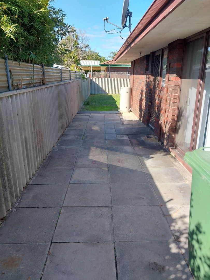 20 First Avenue, Redcliffe WA 6104 - Duplex For Rent - $495 | Domain