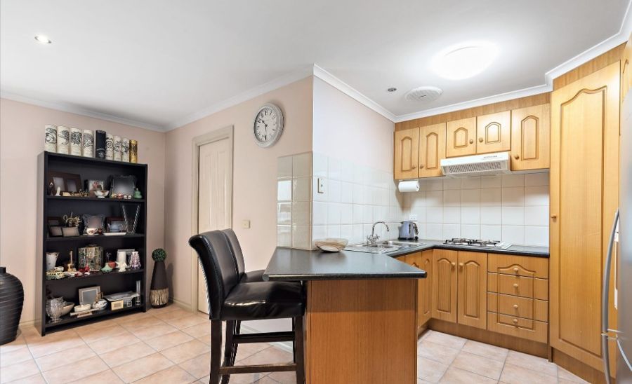 2/17 Cooper Street, Epping VIC 3076 - Townhouse For Rent | Domain