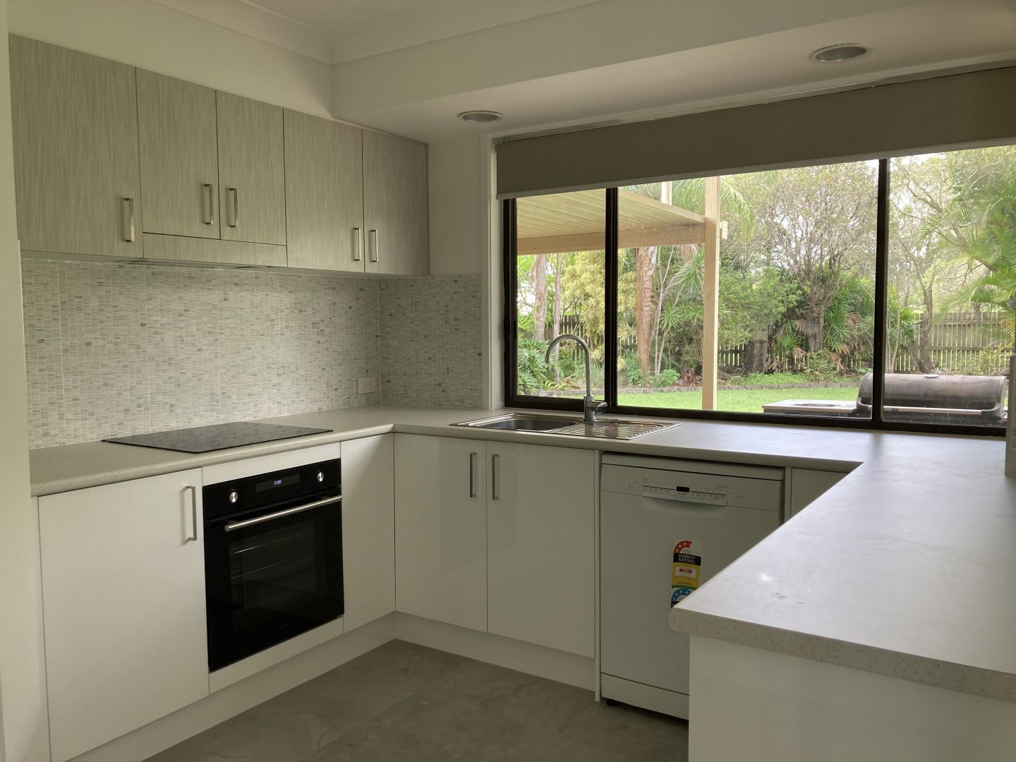 9 Major Street, Deception Bay QLD 4508 - House For Rent - $475 | Domain