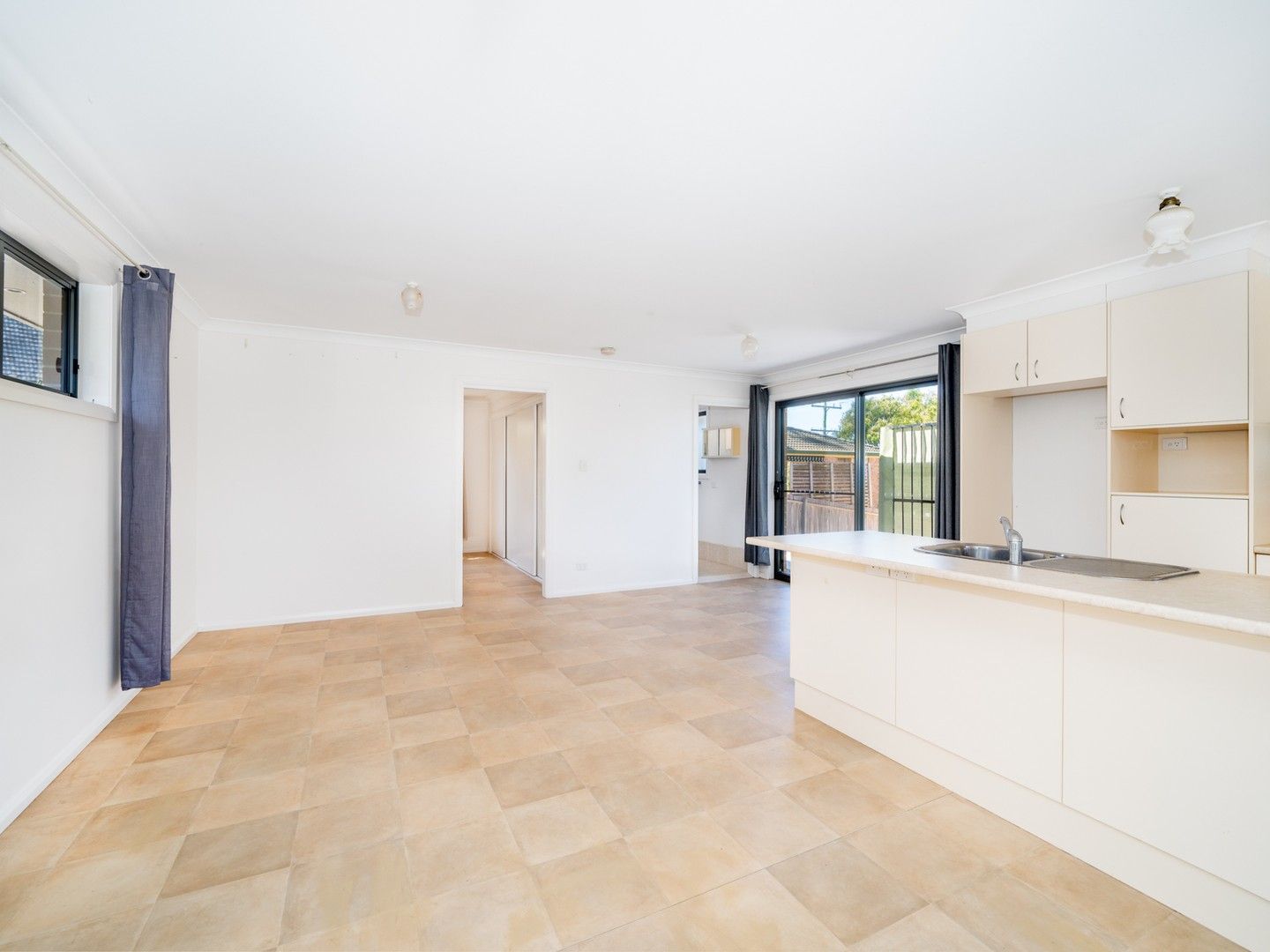 3a Lady Nelson Drive, Port Macquarie NSW 2444 - House For Rent | Domain