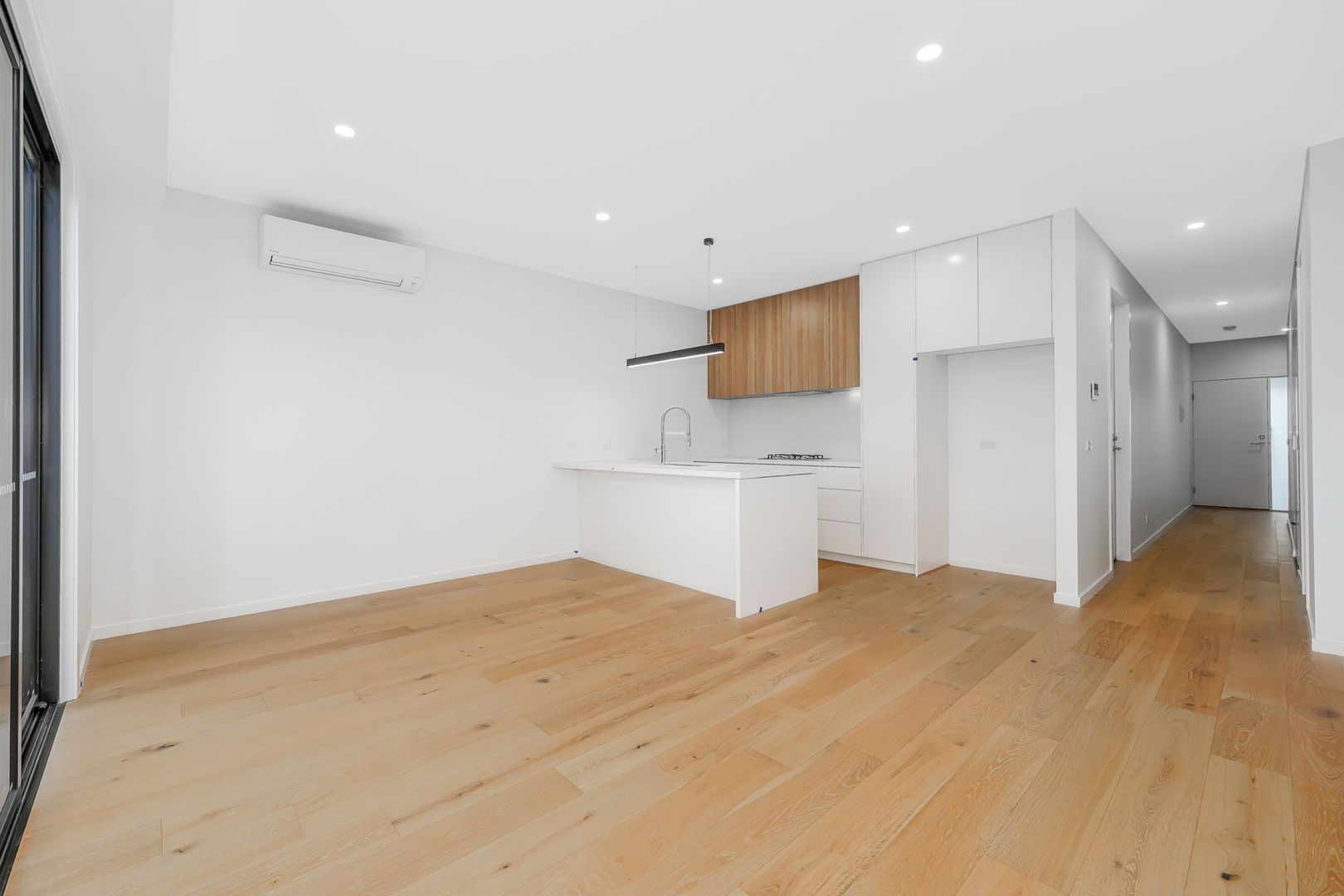 6 Jacaranda Lane, Keysborough VIC 3173 - Townhouse For Rent | Domain