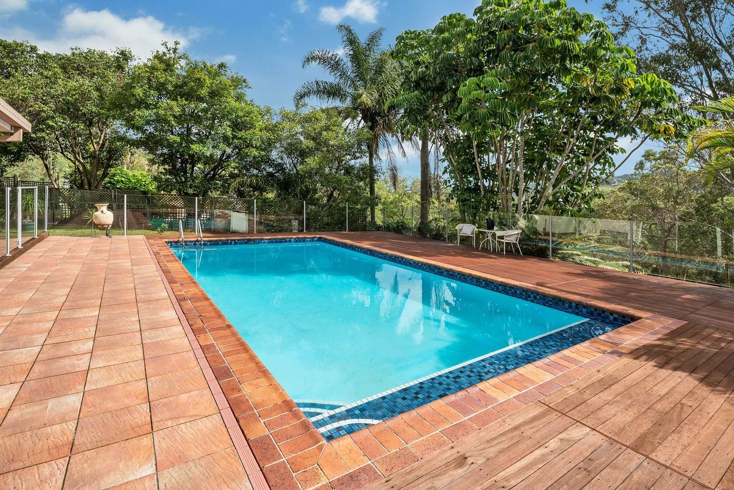 47 Bonogin Road, Mudgeeraba | Property History & Address Research | Domain