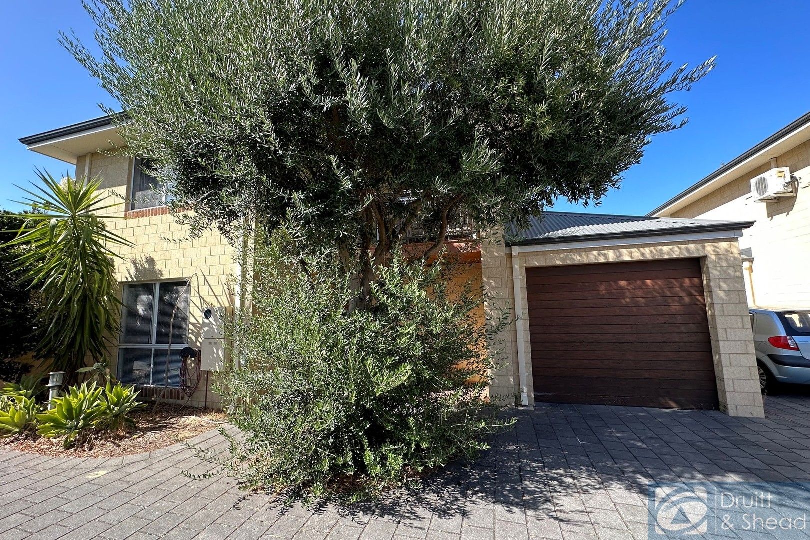 7B Decima Street, Innaloo WA 6018 - Townhouse For Rent | Domain