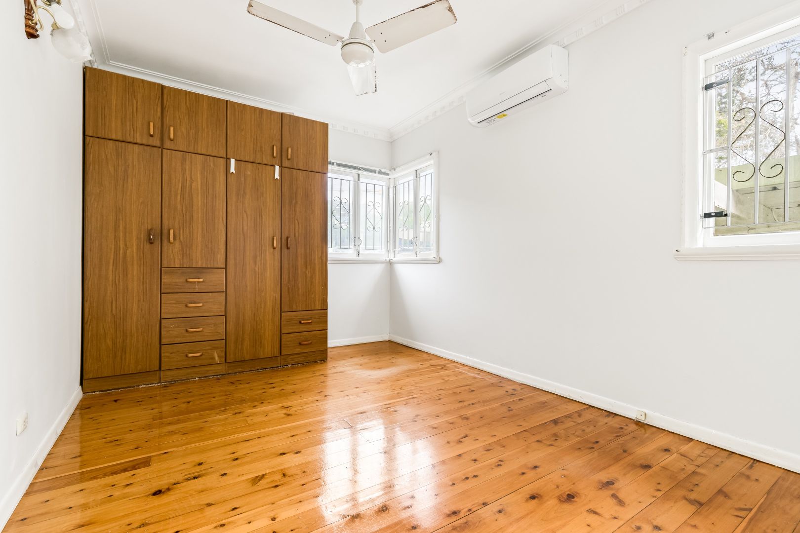 118 Central Avenue, Indooroopilly QLD 4068 - House For Rent - $720 | Domain