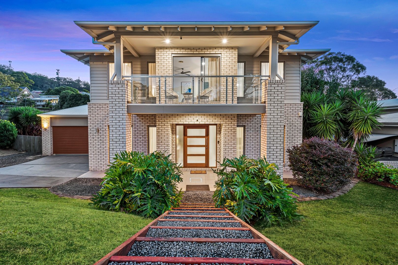 37 Piccadilly Court, Mount Lofty QLD 4350 | Domain