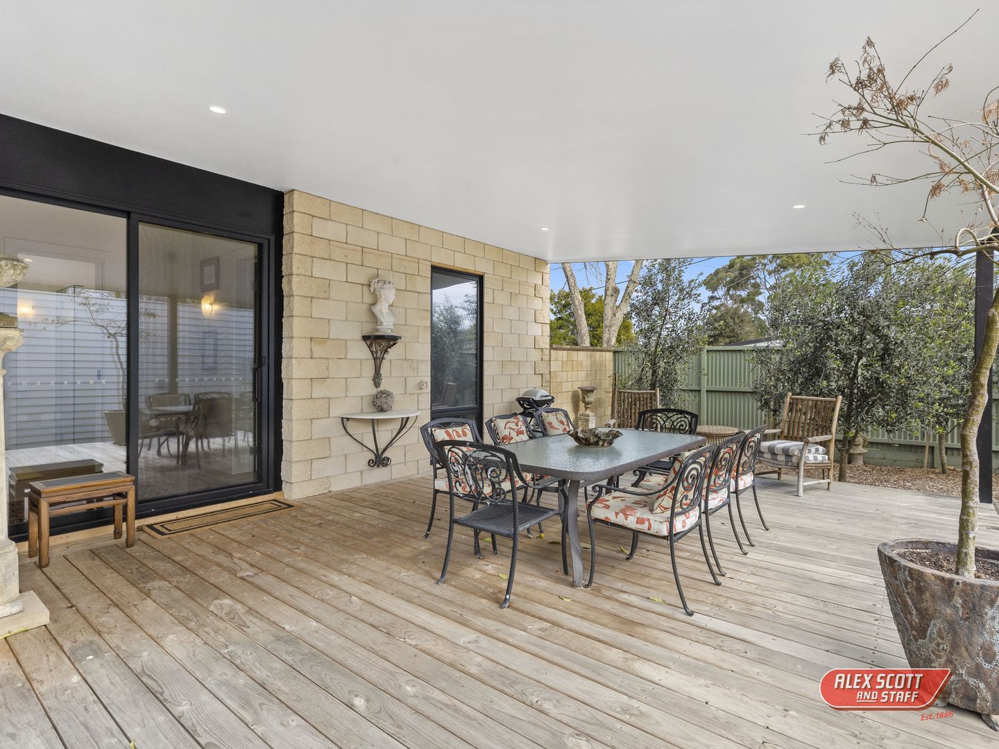 2 Glen Isla Court, Cowes VIC 3922 | Domain
