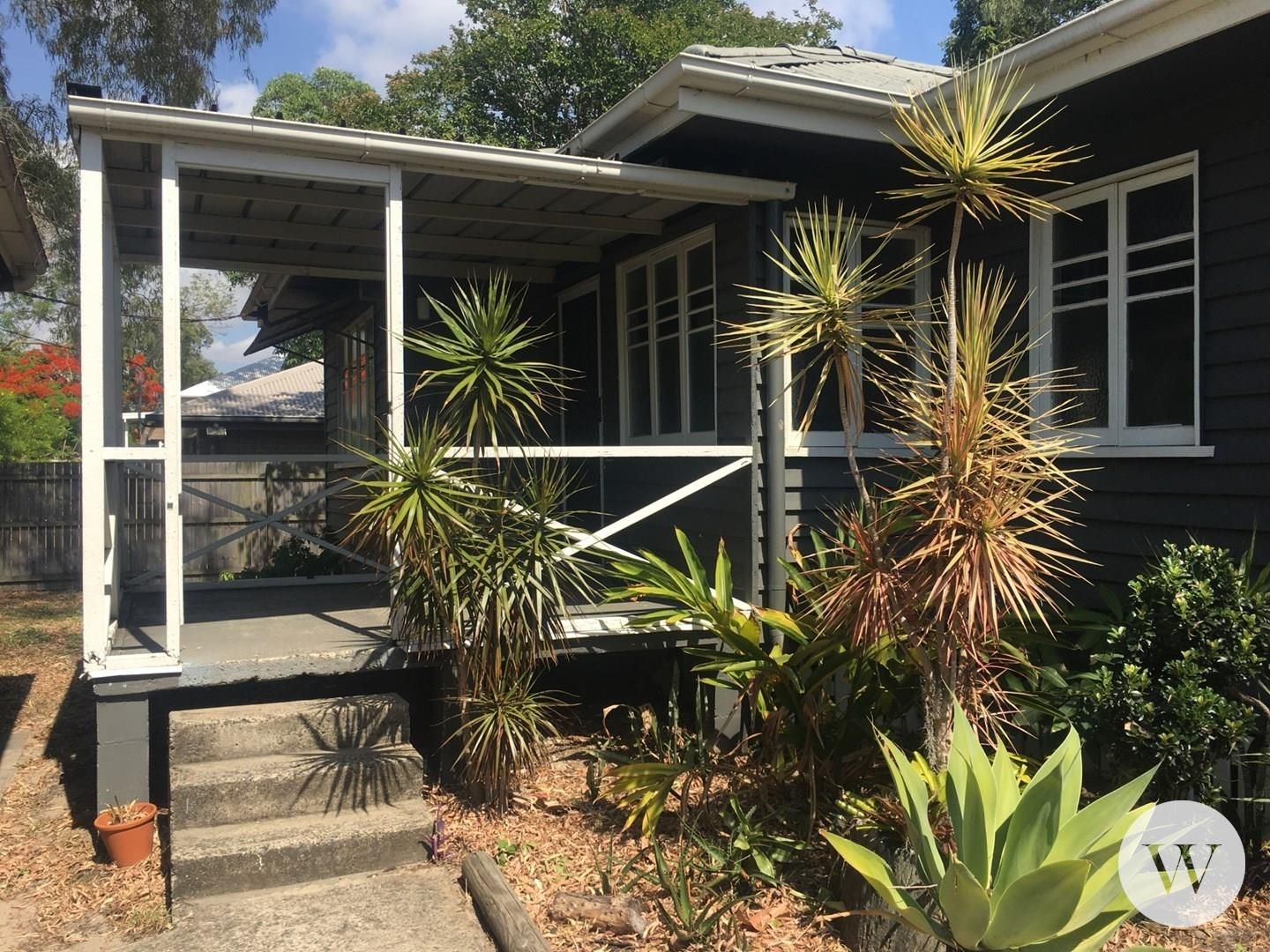 864 Beachmere Rd, Beachmere QLD 4510 - House For Rent | Domain