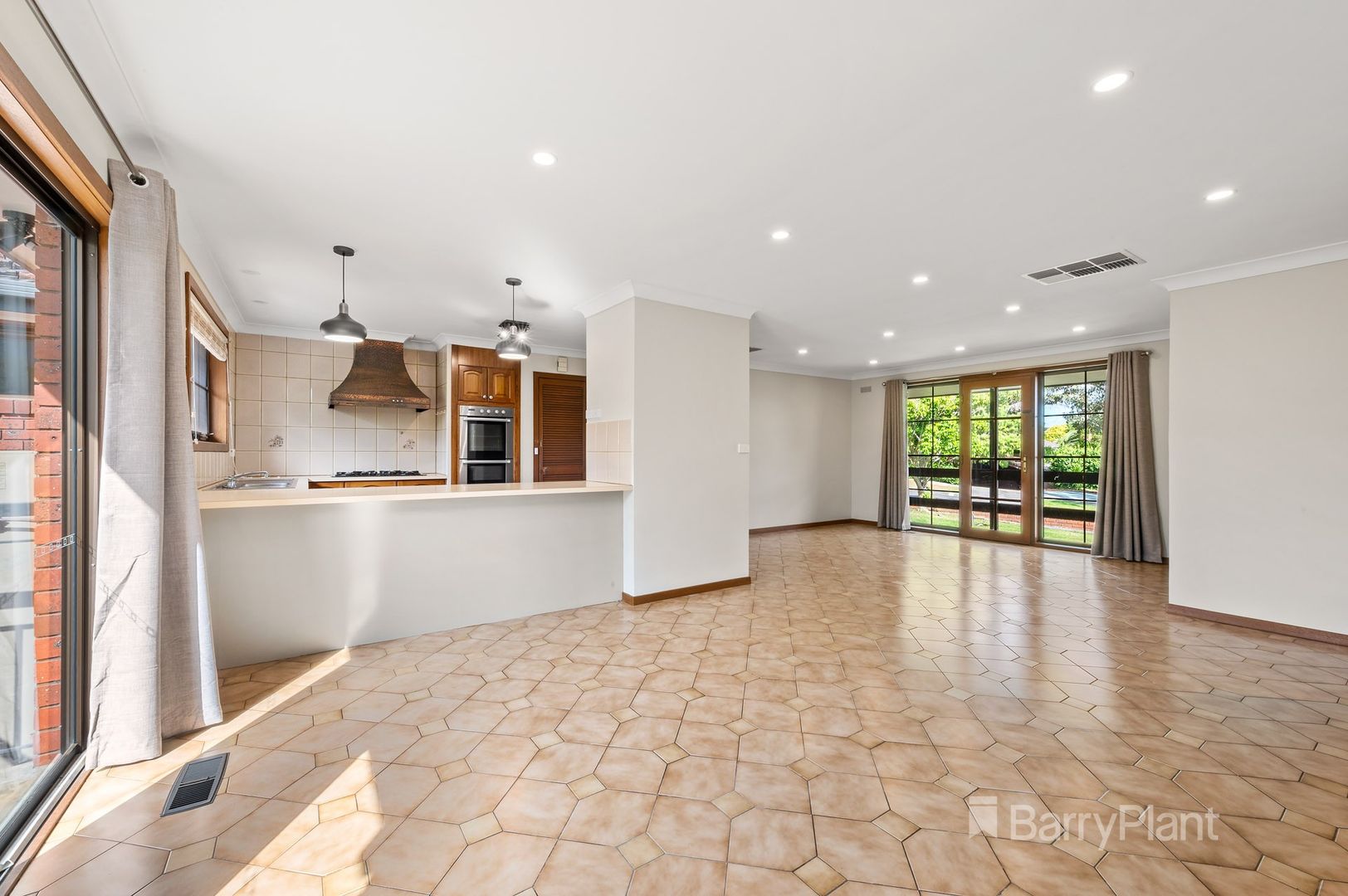 84 Melissa Street, Donvale VIC 3111 - House For Rent - $795 | Domain