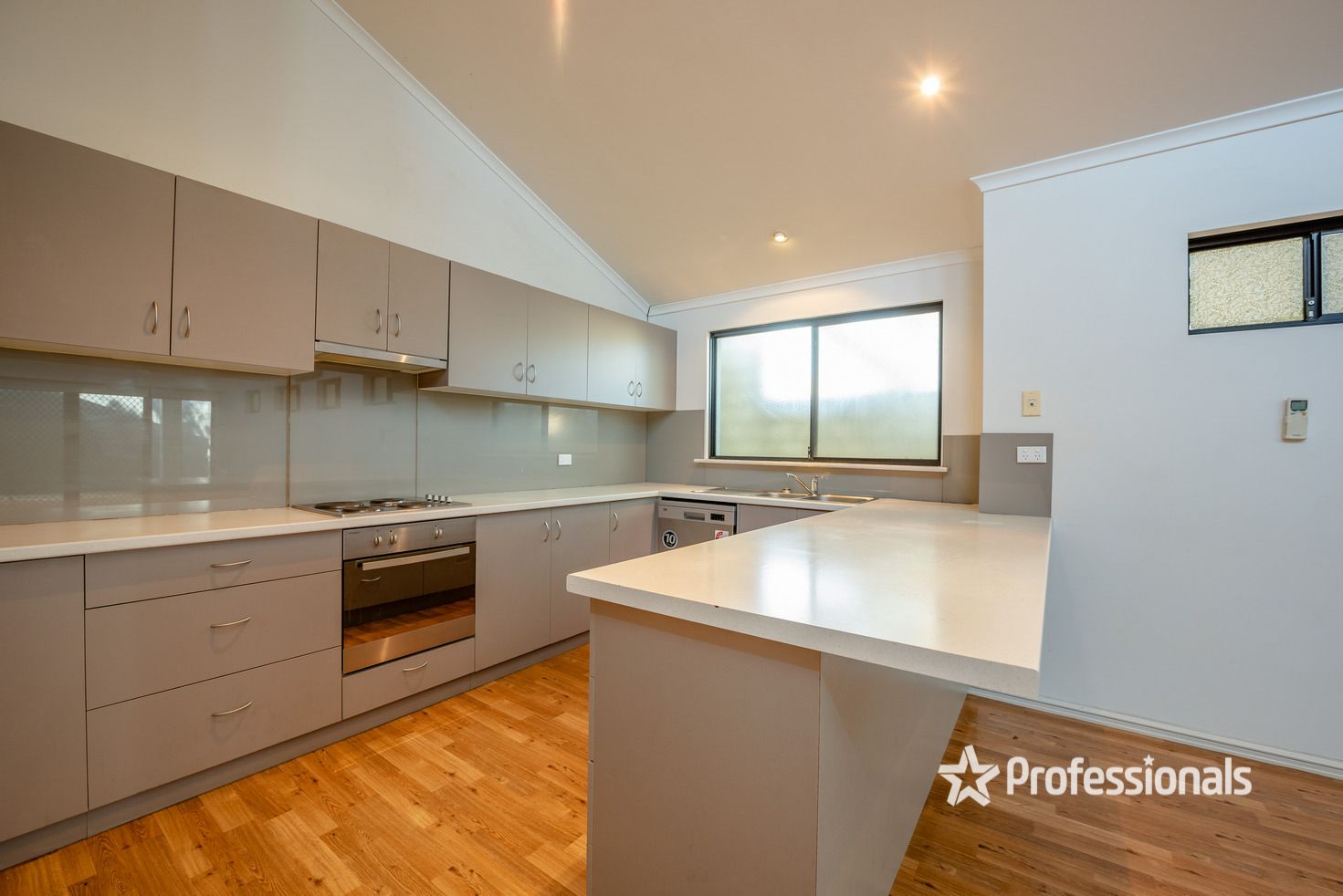 3/460 Chapman Road, Bluff Point WA 6530 - House For Rent - $370 | Domain