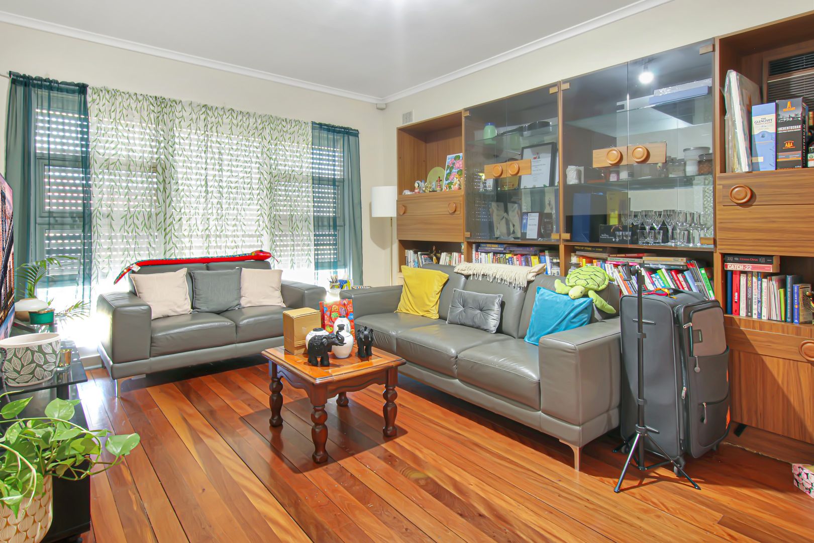 10 Worthley Road, Findon SA 5023 - House For Rent | Domain
