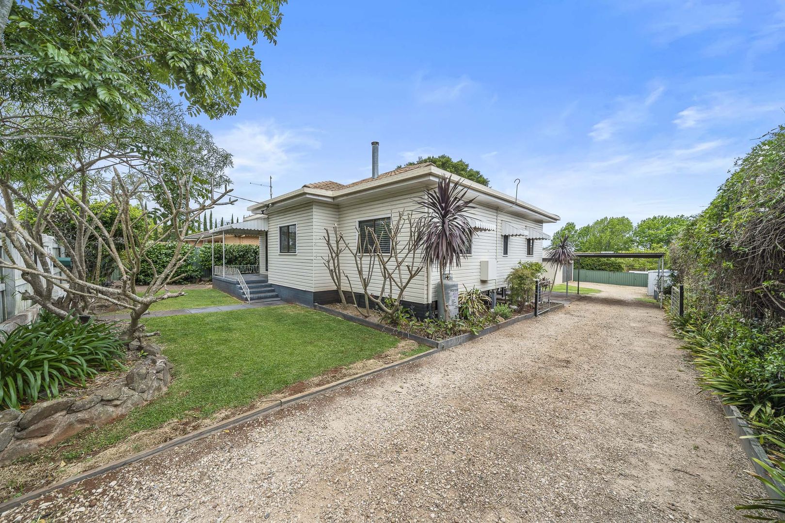 20 Ipswich Street, East Toowoomba QLD 4350 - House For Rent | Domain