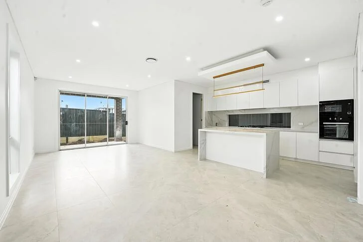 35 A April, Grantham Farm NSW 2765 - House For Rent | Domain