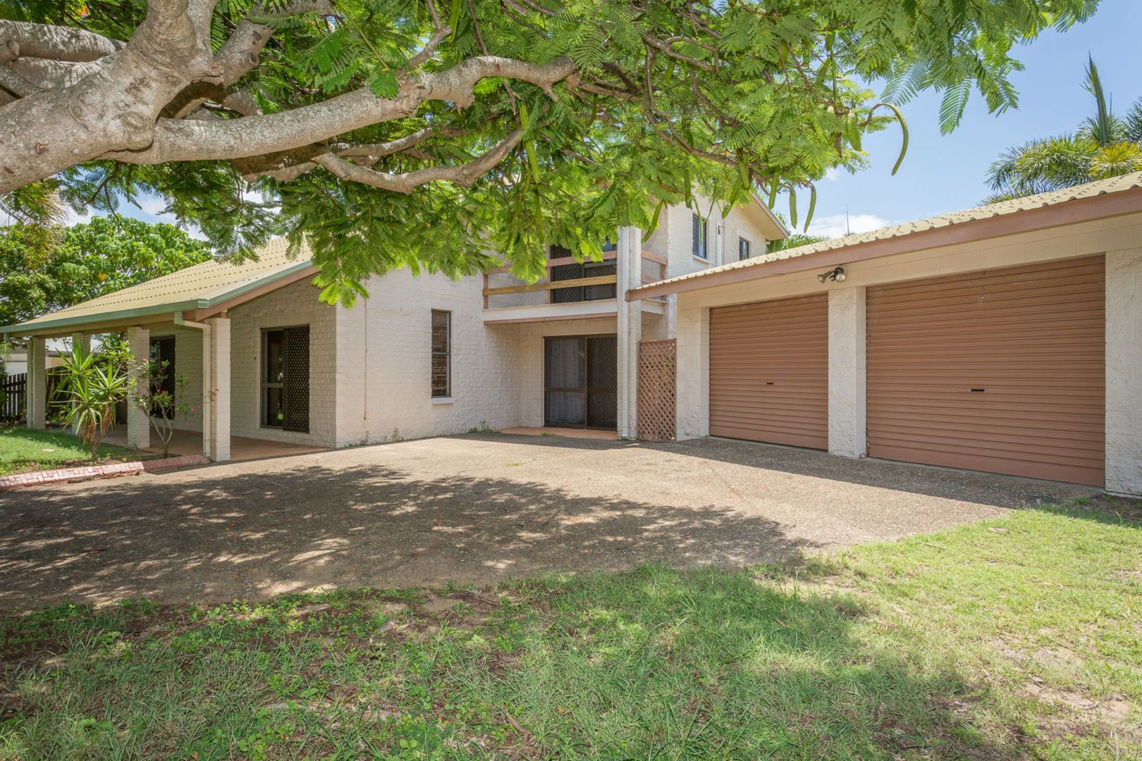 10 Paton Terrace, Slade Point | Property History & Address Research ...