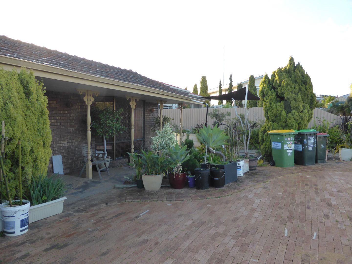 12 Halkin Place, Hamilton Hil | Property History & Address Research ...