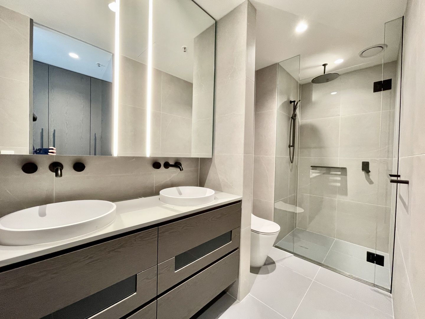 Level 9/3-43 Waterfront Way, Docklands VIC 3008 | Domain